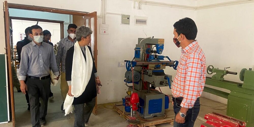 CS Padma Angmo announces winter vacation for ITIs in Ladakh - Voice of ...
